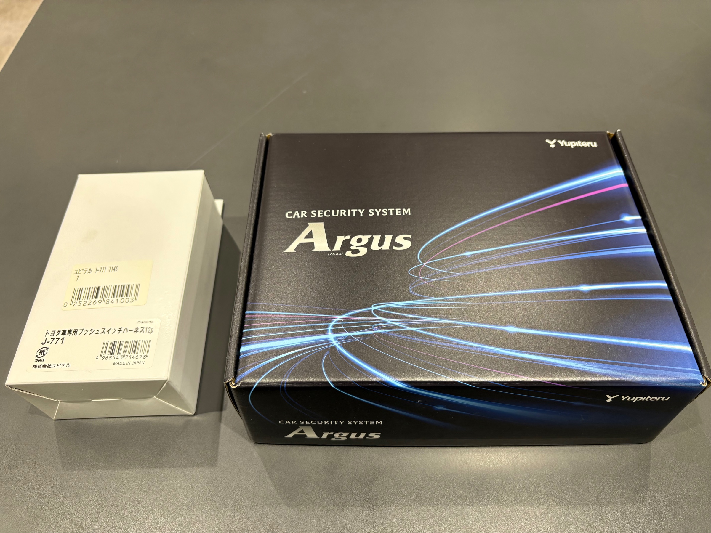 TOYOTA ランクル300 Argus D1 | 取り付け事例 | コクピット21世田谷 | お店の取付加工事例紹介