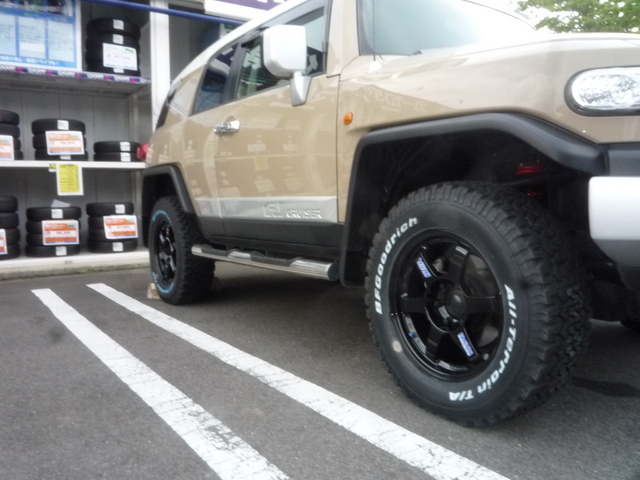 お待たせしました! TE37オーダーカラー FJクルーザー | オーナーズカーインデックス | カスタマイズカー紹介 | コクピット 西部 ...