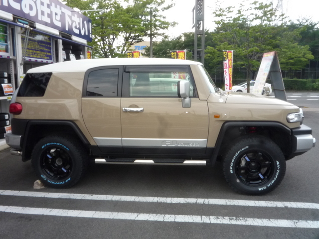 お待たせしました! TE37オーダーカラー FJクルーザー | オーナーズカーインデックス | カスタマイズカー紹介 | コクピット 西部 ...