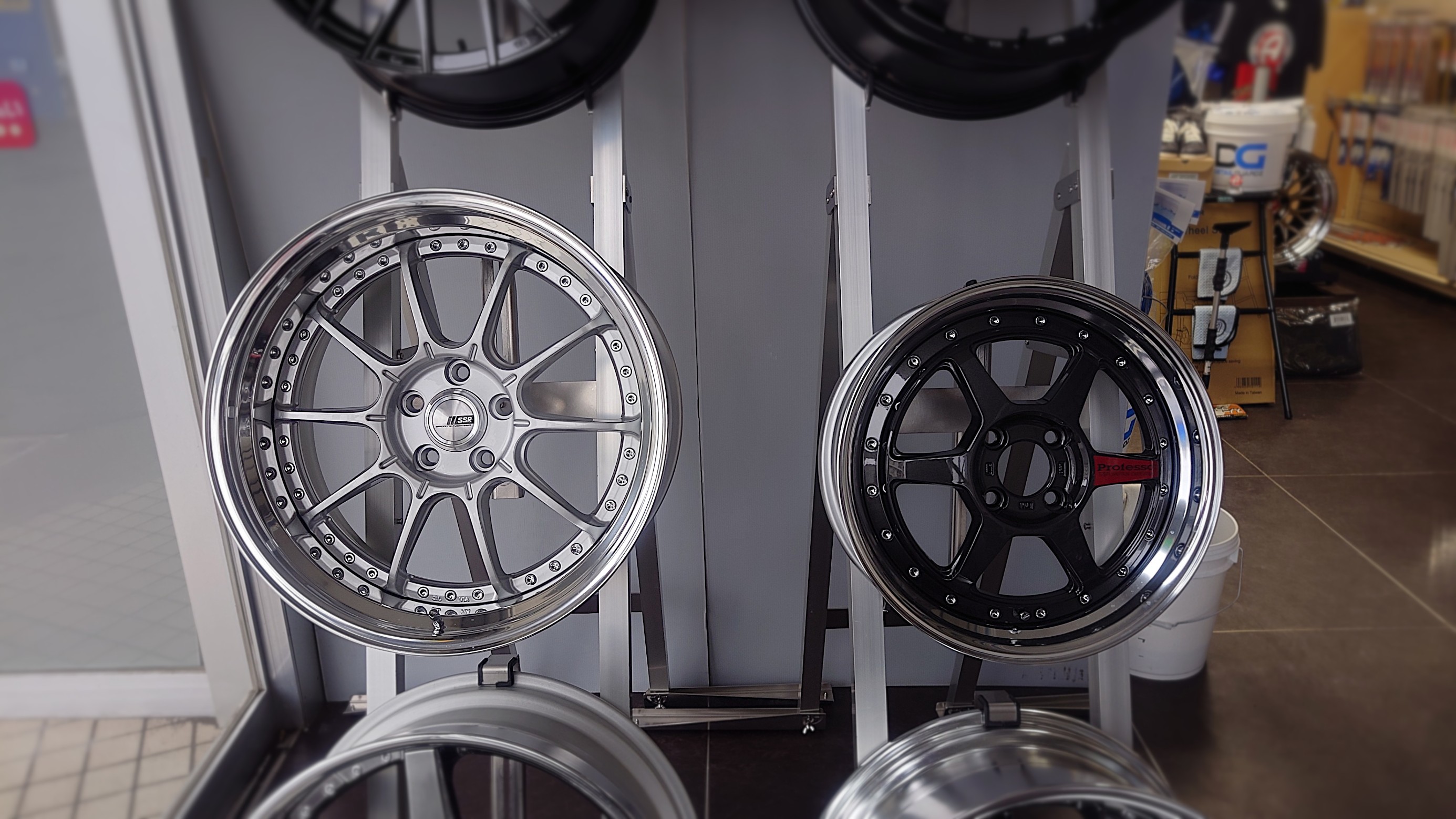 SSR（エスエスアール）「新作ホイール展示会」絶賛開催中です ～ 2025年3月30日（日）まで | ホイール タイヤ > タイヤ・ホイール ...
