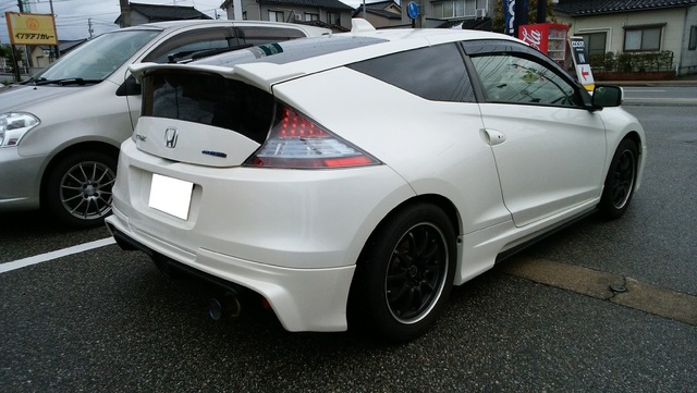N様 CR-Z （ZF2） | オーナーズカーインデックス | カスタマイズカー紹介 | コクピット 魚津 | お客さまの車高調、ドレスアップ、カスタマイズなど加工取付事例車両の紹介