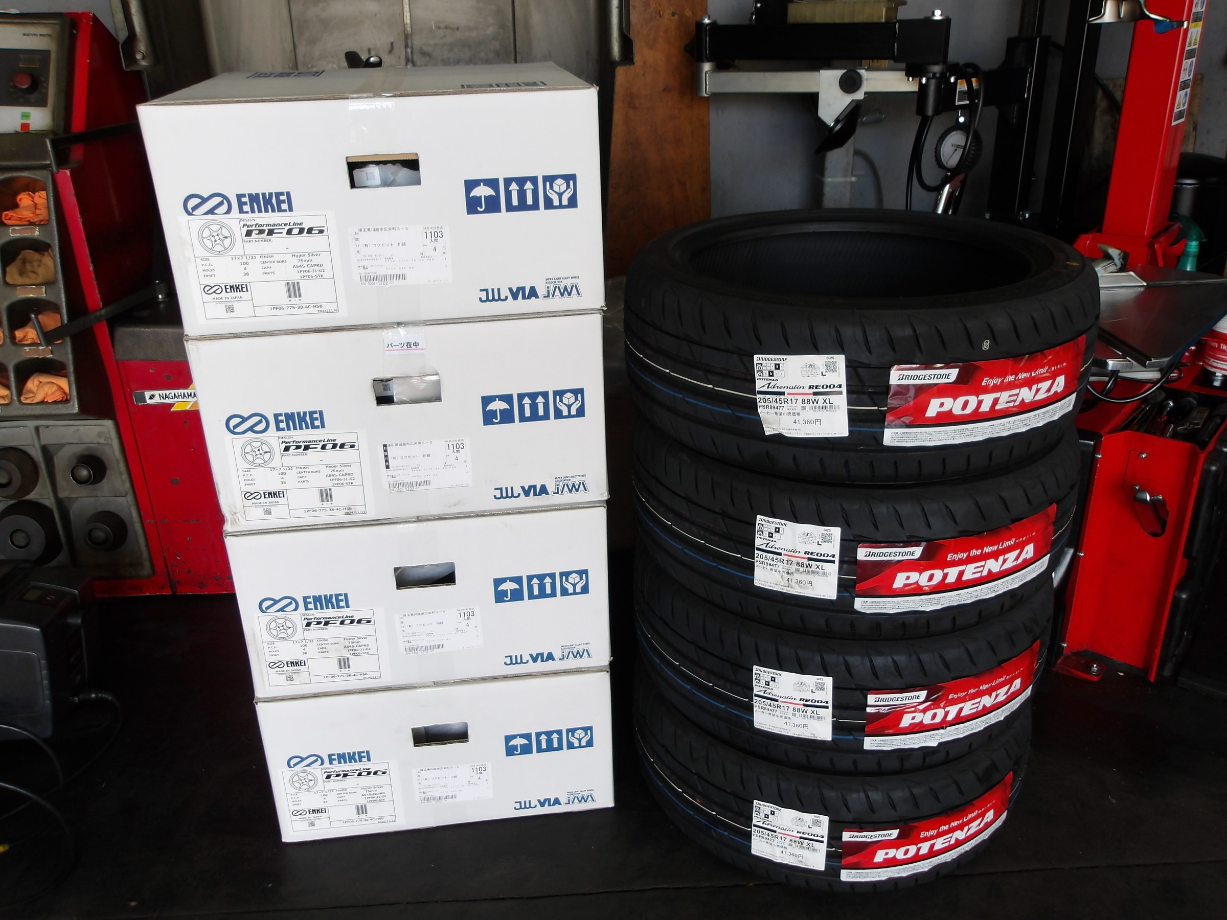 ロードスターRF（NDERC）エンケイ製アルミホイール「PF06」＆ブリヂストンタイヤ「ポテンザ アドレナリン RE004」装着。 | マツダ ロードスターRF タイヤ タイヤ > タイヤ ...