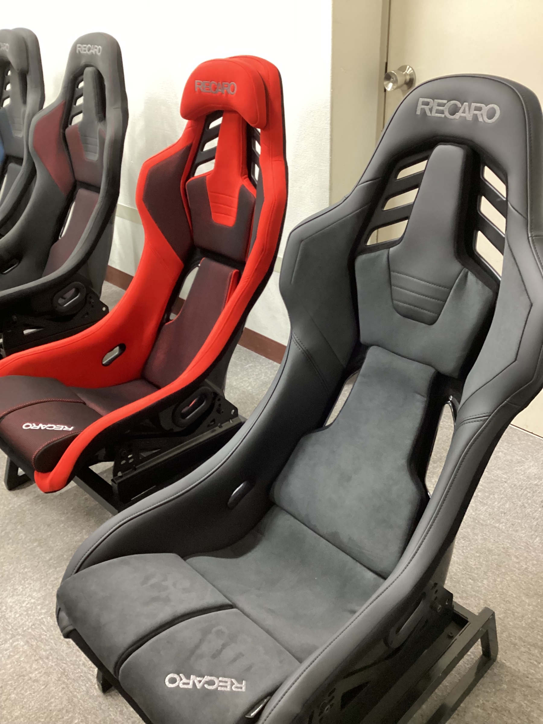 【明日4月2日(水)は、定休日になります】RECAROの新商品！【RSS】オーダー受付開始です！ | その他パーツ | 新潟青山日記 ...