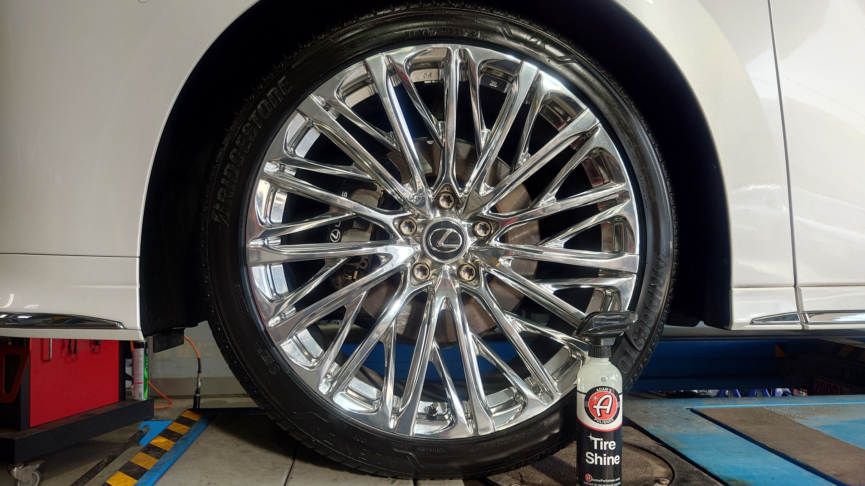 AK FORGED WHEELS「PAFL30」& ブリヂストン「アレンザ 001」& サンダーボルト ジャパン 鍛造チタニウム ホイール ...