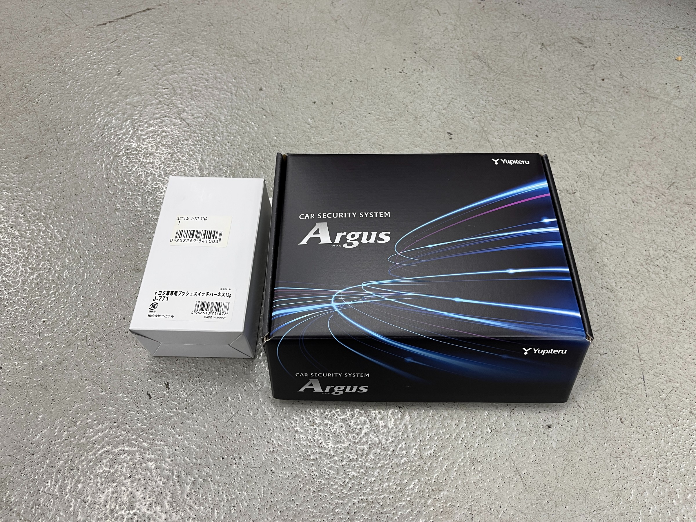 LAND CRUISER 250 Argus D1取付 | トヨタ ランドクルーザー250 HID・LED（その他電装系） HID・LED（その他電装系） > セキュリティシステム取付 ...