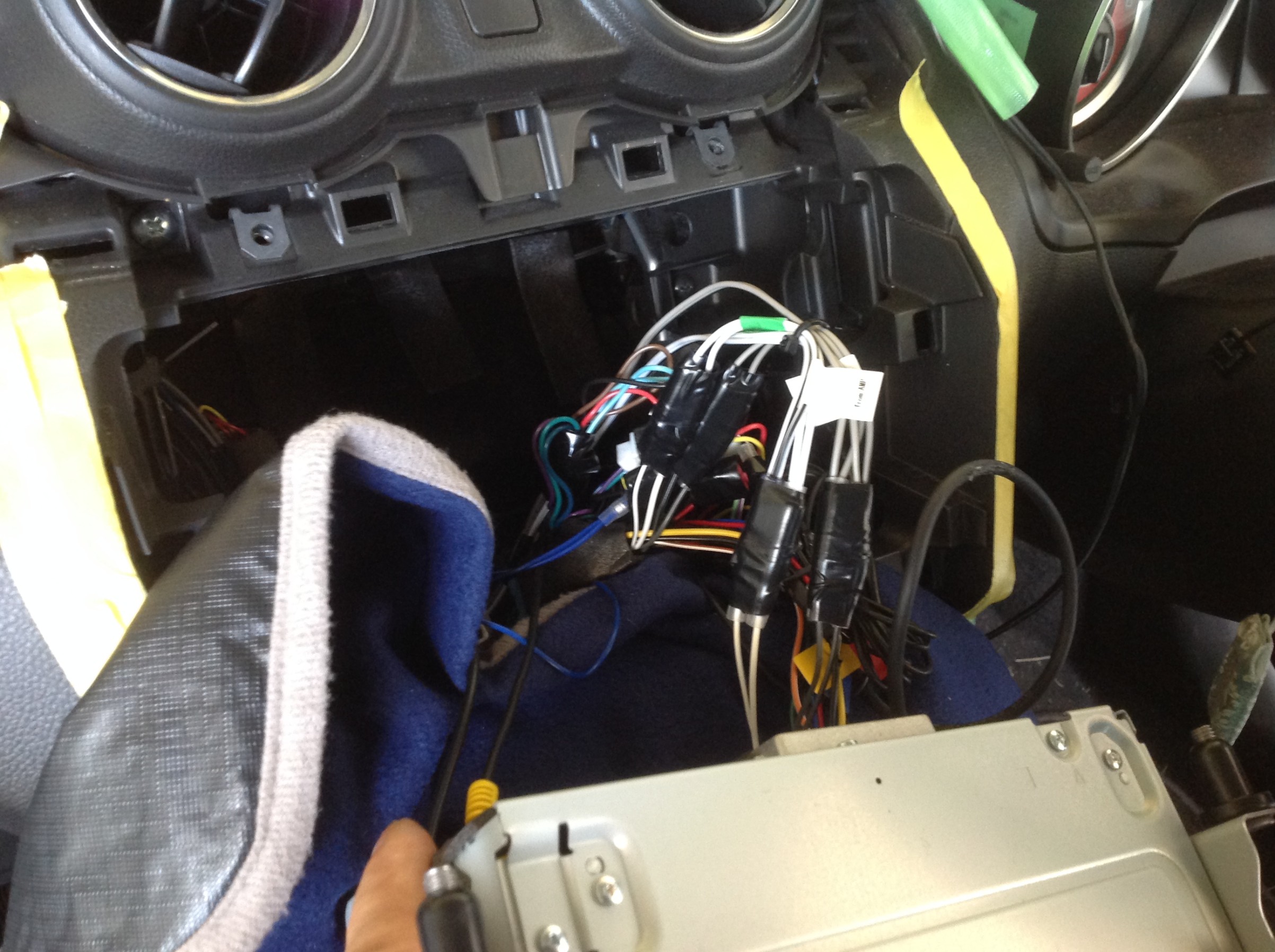 ZC33Sスイスポさんにパイオニア パワードサブウーファー TS-WX140DA装着！ | スズキ スイフト スポーツ AV・カーナビ・ドライブレコーダー・ETC AV・カーナビ・ドライブ ...