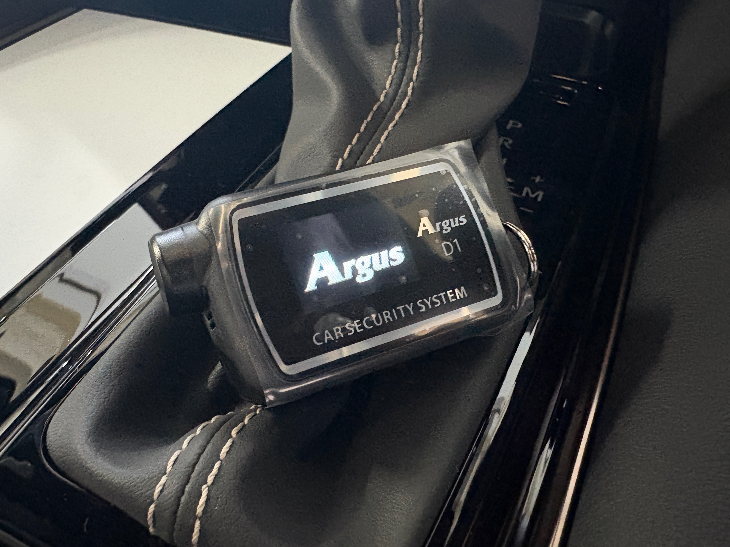 TOYOTA ALPHARD 40系 Argus D1取付 | 取り付け事例 | コクピット21世田谷 | お店の取付加工事例紹介