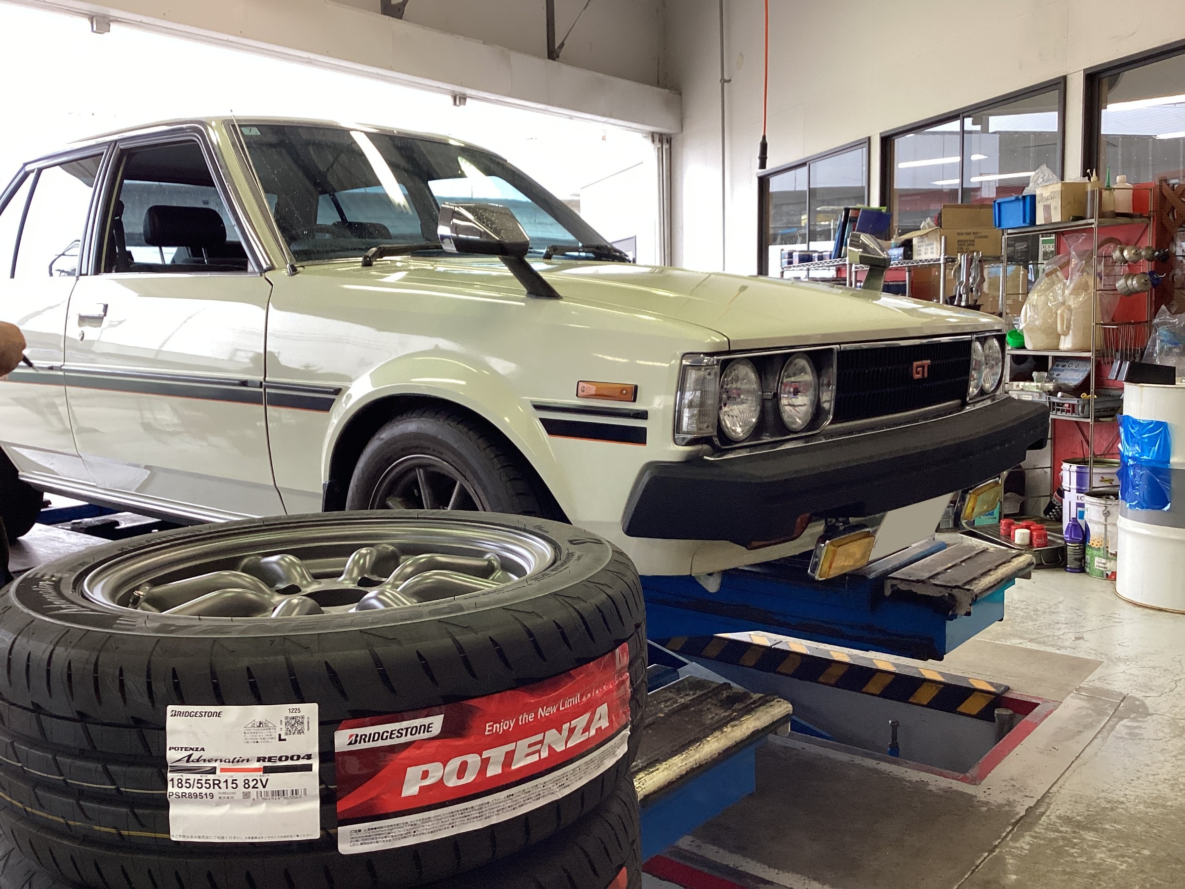 カローラGT TE71 POTENZA＆RSワタナベホイール装着します！ | トヨタ カローラ タイヤ | カスタマイズ別ショーケース ...