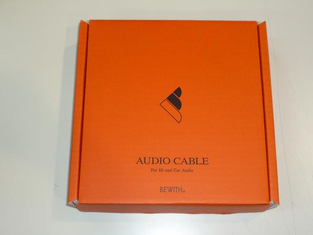 BEWITH Mirror Link cable! | 今日の出来事 | コクピット 西部 | 車のカスタマイズにかかわるスタッフより