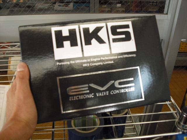 HKS EVC & GDB | スタッフ 日記 | コクピット 荒井 | 車のカスタマイズにかかわるスタッフより