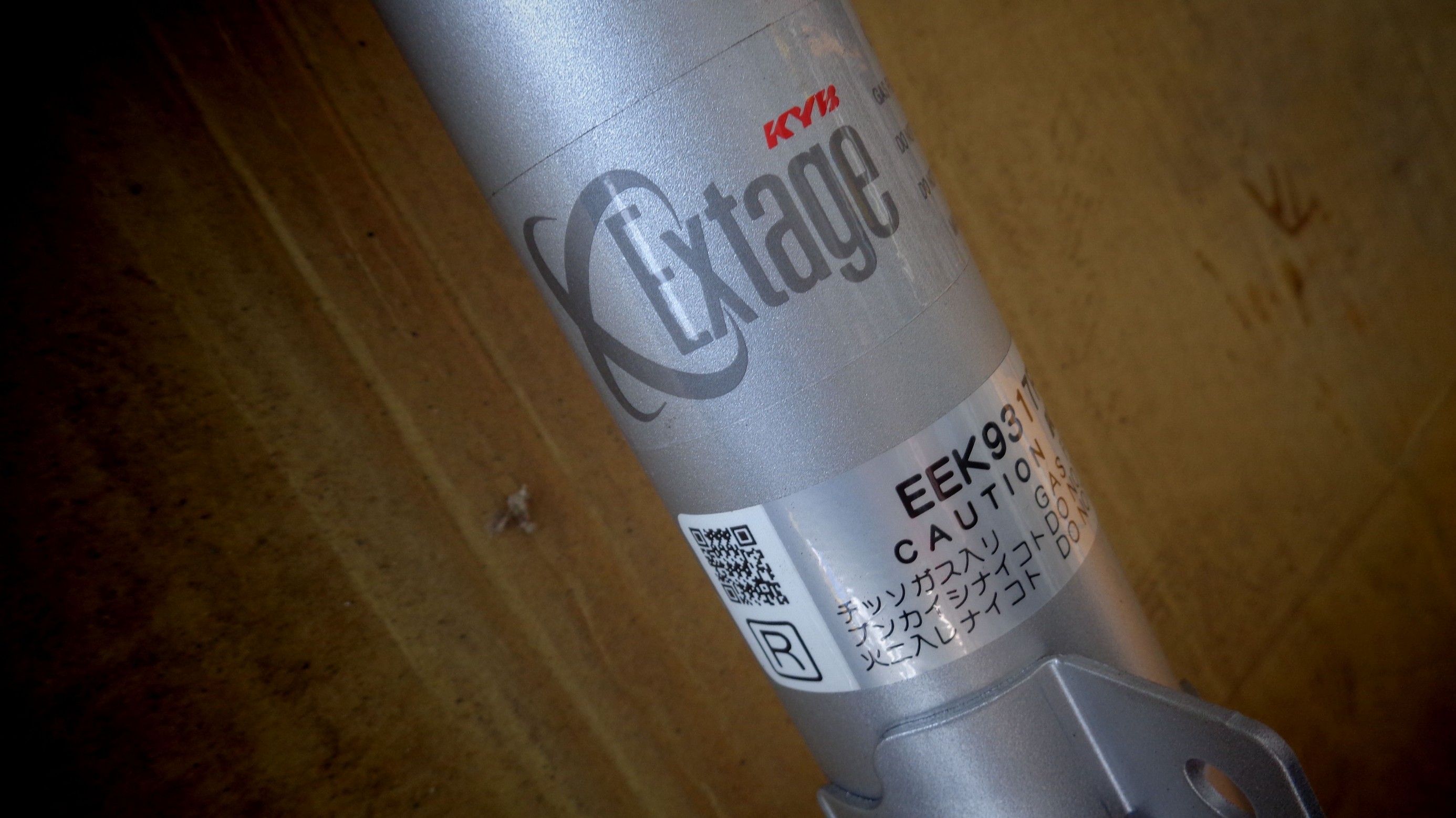 KYB EXTAGE & RS☆R ハーフダウン取付と4輪アライメント調整作業 ／ LEXUS GS450h GWL10 | レクサス GS 足まわり（サスペンション・ブレーキ） ホイール ...