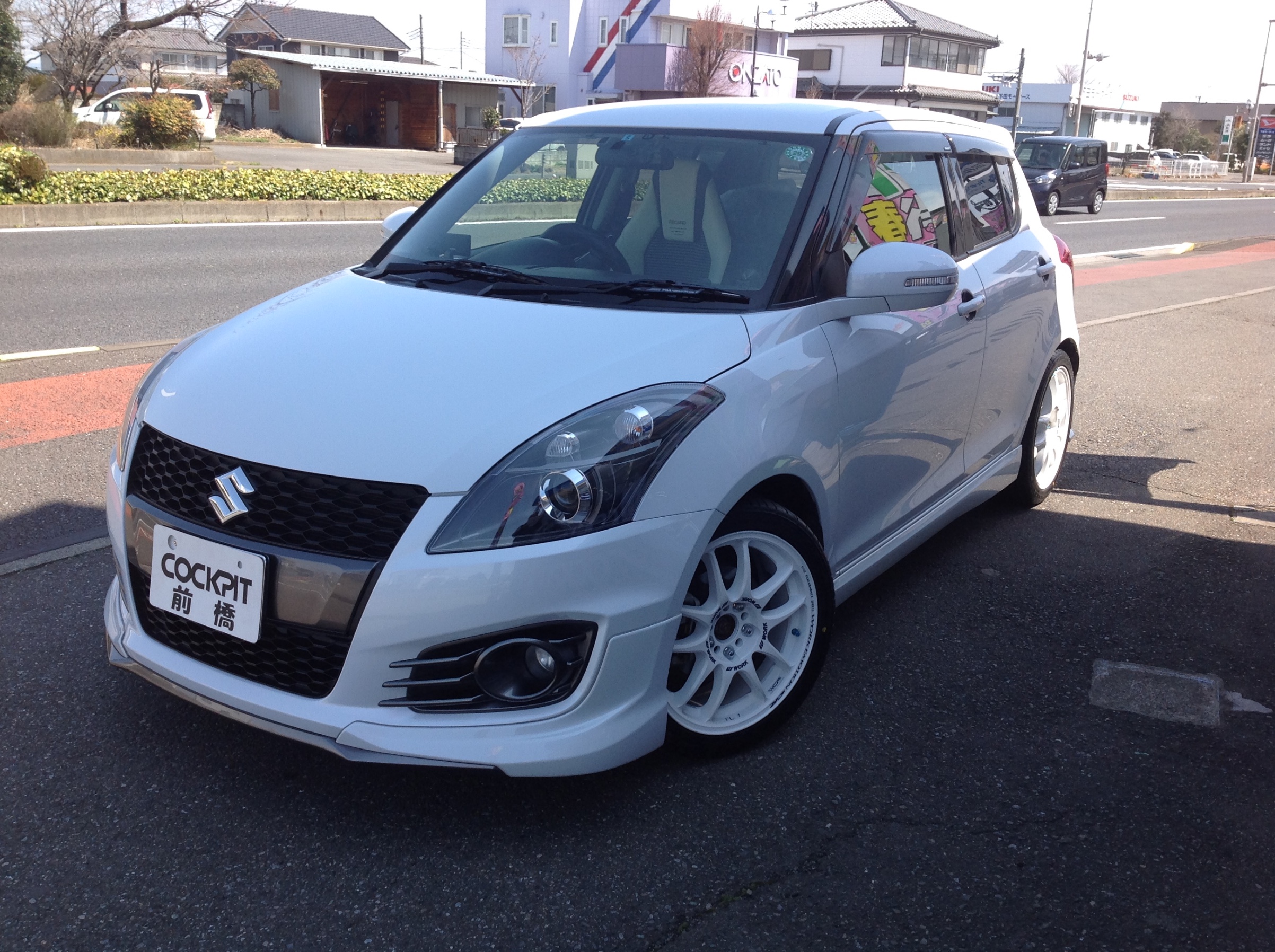 スイフトスポーツZC32S×POTENZA S001 | オーナーズカーインデックス | カスタマイズカー紹介 | コクピット 前橋 | お客さまの車高調、ドレスアップ、カスタマイズなど加工 ...