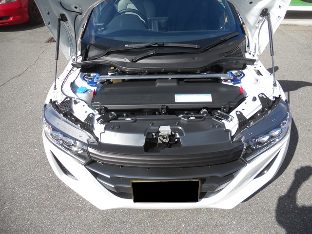 ホンダ S660 F・Rボディー補強！！ | スタッフ日記 | スタイルコクピット ズーム | 車のカスタマイズにかかわるスタッフより