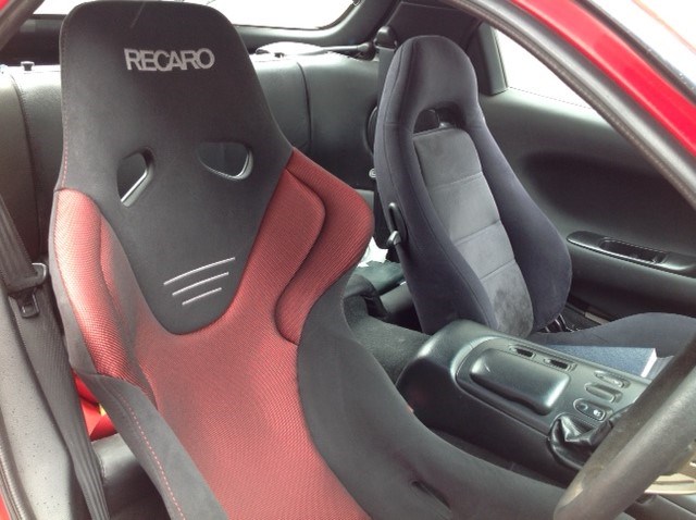 RX-7 FD3S レカロシート取り付け | マツダ RX-7 | スタッフ日記 | コクピットロフト 長岡川崎店 | 車のカスタマイズに ...