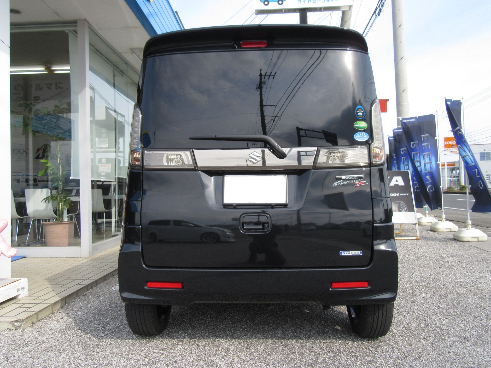 ブルーなテールがお気に入り！スペーシアカスタムZに、カキモト「GTbox 06&S」﻿を取り付け | スズキ スペーシアカスタム | 店長アサコのブログ | コクピット 55 | 車の ...