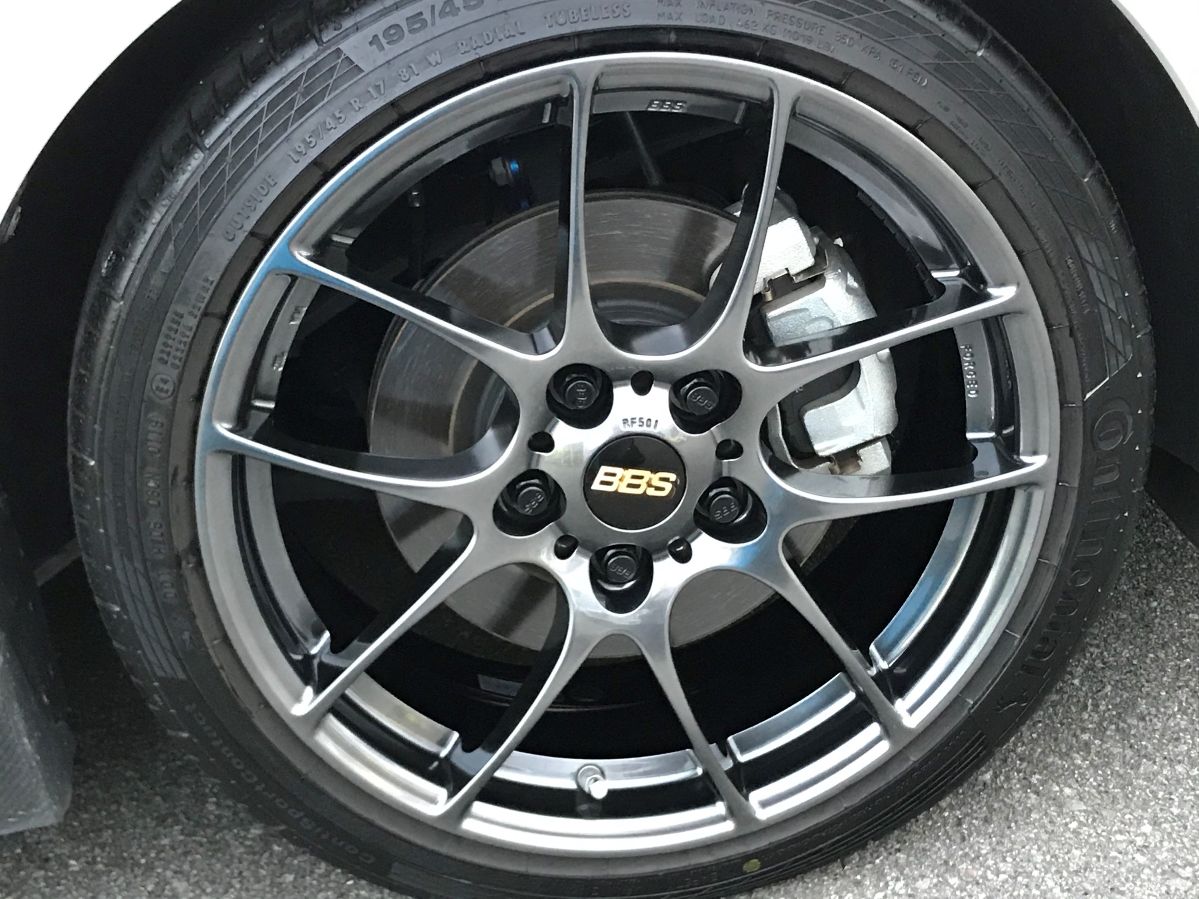 ★スイフトスポーツ 『BBS RF』取り付け♪★ | スズキ スイフト スポーツ | スタッフ日記 | スタイルコクピット ズーム | 車のカスタマイズにかかわるスタッフより